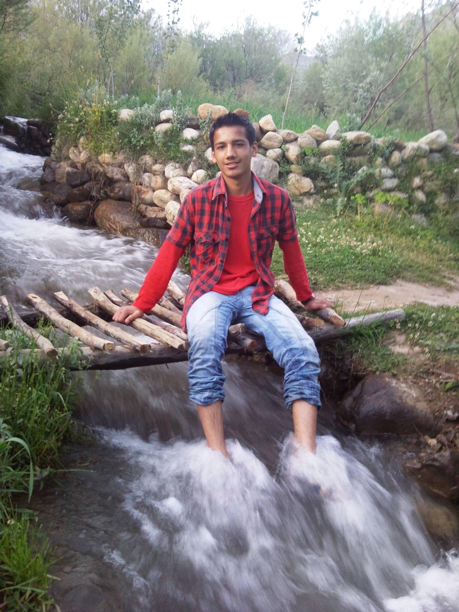 Ylioppilaslakki, perinteinen suomalainen malli - Yo-lakki LaatuLakki